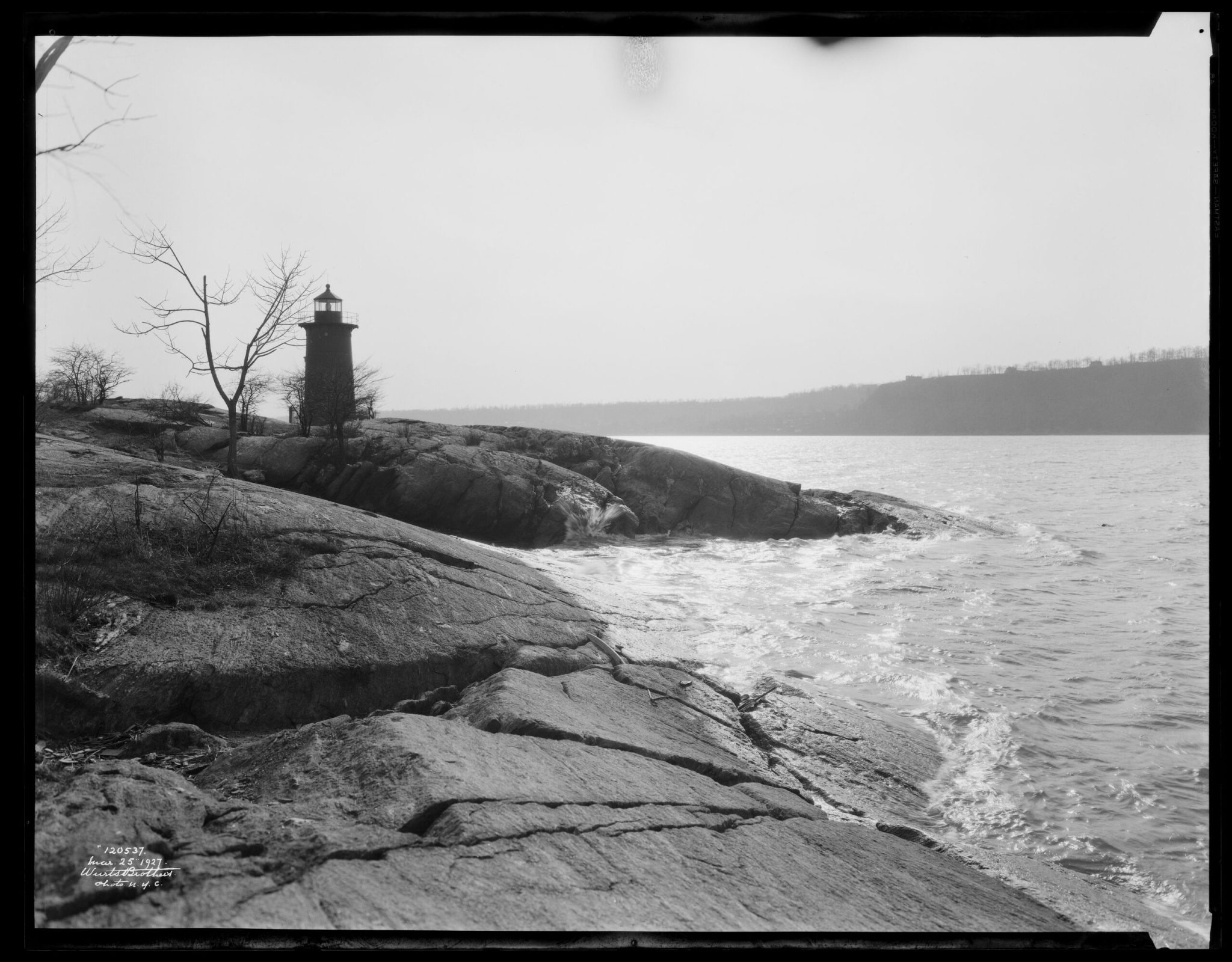 Little Red Lighthouse | New York Landmarks Conservancy